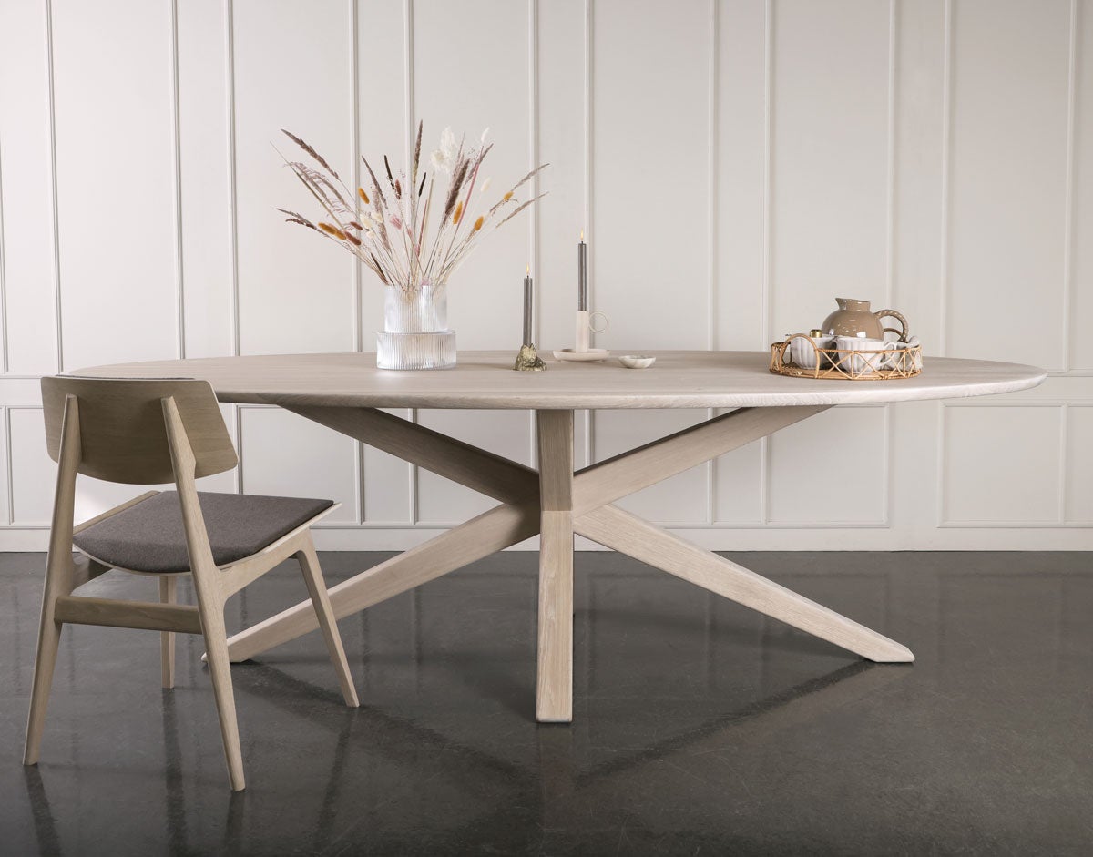 Alcor Soft Ovalt Spisebord | Kristensen & Kristensen | Tibergs Møbler